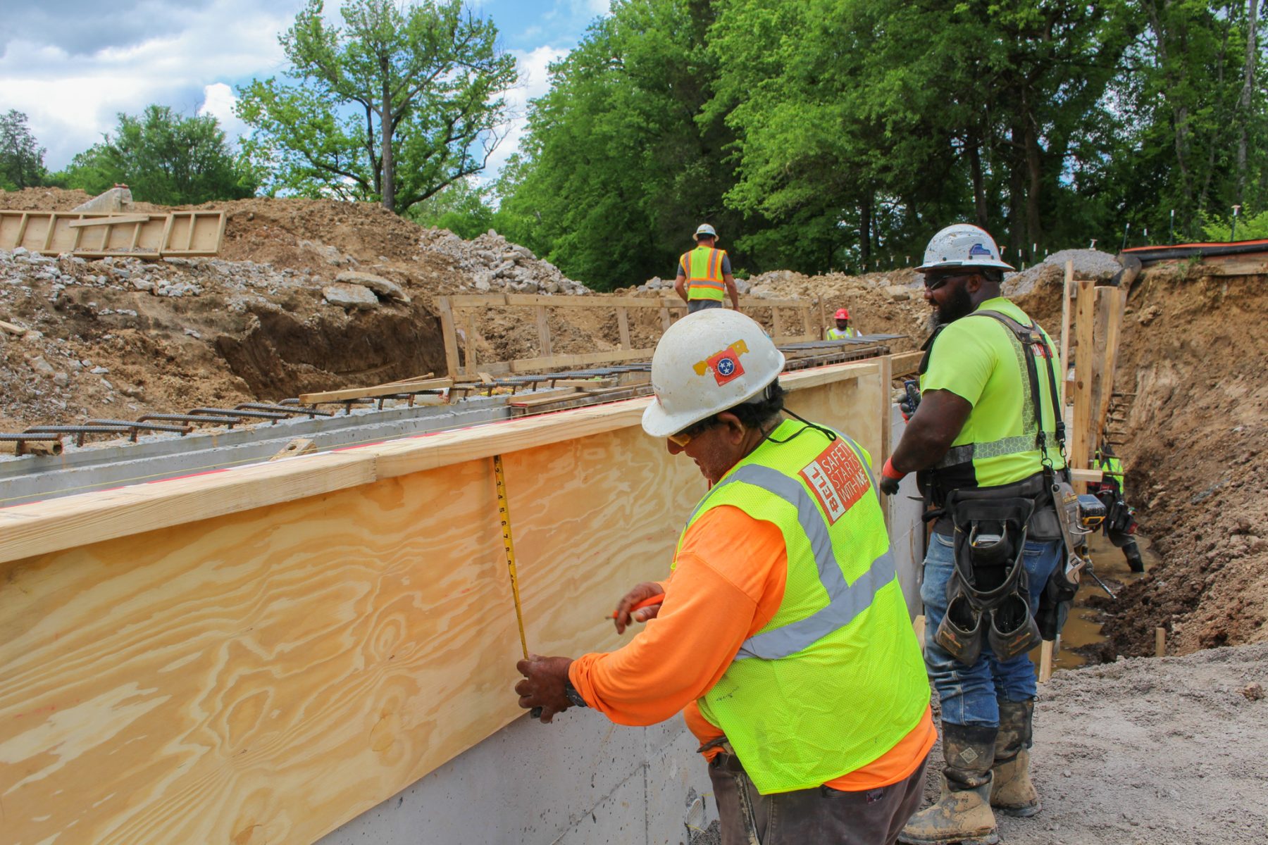 Field Operations - BELL Construction Company